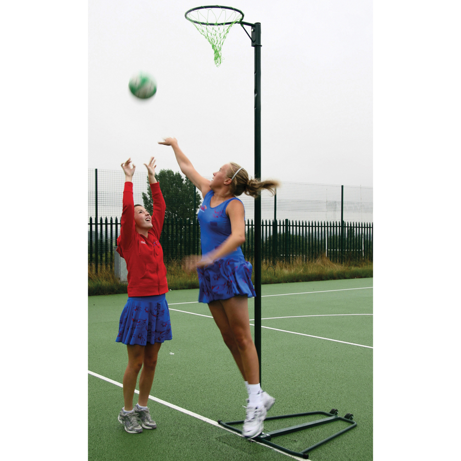 Freestanding Wheelaway Netball Posts 10mm Ring | Netball | TTS